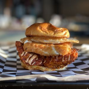 MAIN CHICK HOT CHICKEN - Updated August 2025 - 689 Photos & 486 Reviews ...