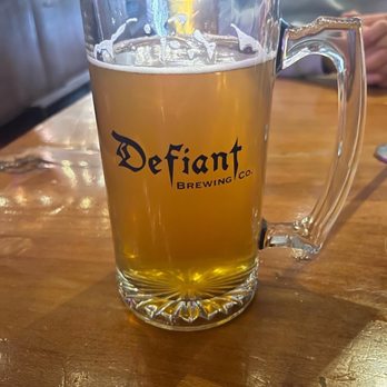 DEFIANT BREWING CO. - Updated July 2025 - 395 Photos & 426 Reviews - 6 ...