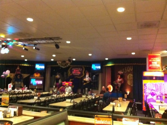 CHUCK E. CHEESE - Updated December 2025 - 34 Photos & 21 Reviews - 2801 ...