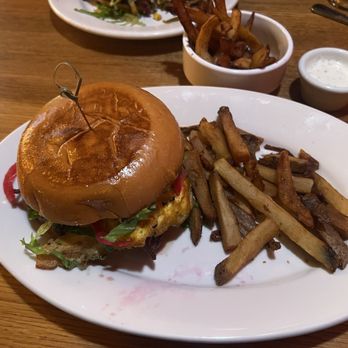 MACHO BURGERS - Updated August 2025 - 18 Photos & 25 Reviews - 16510 WA ...