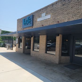 TASTE ON MAIN - Updated March 2025 - 368 Photos & 226 Reviews - 116 ...