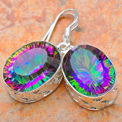 RETRO ROCKS - Updated January 2026 - 24 Photos - 1809 Columbia Ave ...