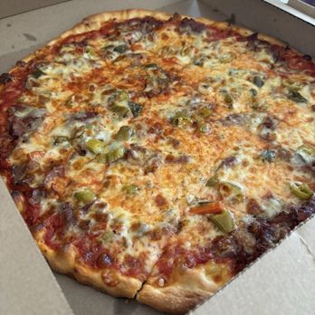 Q’S RESTAURANT & PIZZERIA - Updated January 2026 - 90 Photos & 253 ...