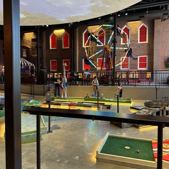 MAGIC MINI GOLF - Updated October 2025 - 33 Photos & 17 Reviews - 6160 ...
