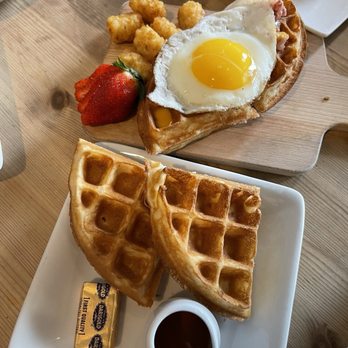 HIDE OUT CAFE - Updated July 2024 - 3072 Photos & 1179 Reviews - 18888 ...