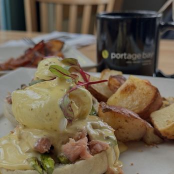 PORTAGE BAY CAFE - Updated July 2024 - 2406 Photos & 2885 Reviews ...