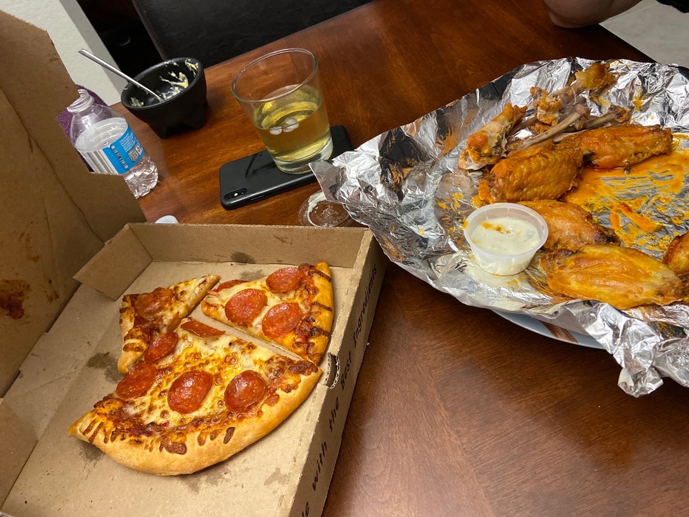 BULLDOGS PIZZA - Updated March 2024 - 28 Photos & 78 Reviews - 2021 ...