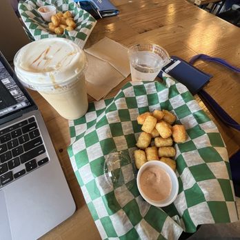 MITTEN RAISED - Updated December 2025 - 113 Photos & 82 Reviews - 1331 ...