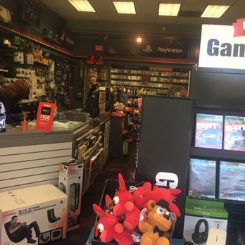 GAMESTOP - Updated April 2025 - 1843 Village W Pkwy, Kansas City ...