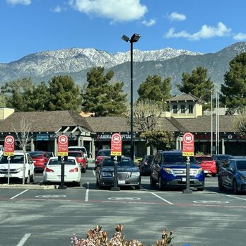 VONS - Updated December 2025 - 125 Photos & 96 Reviews - 6351 Haven Ave ...