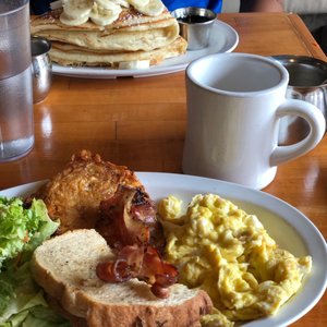 JOSH’S DELICATESSEN & APPETIZING - 436 Photos & 405 Reviews - 9517 ...