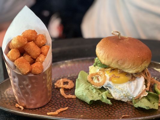 THE TOOTHSOME CHOCOLATE EMPORIUM AND SAVORY FEAST KITCHEN - Updated ...