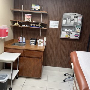 REGIONAL HAND CENTER - Updated June 2025 - 10 Photos & 72 Reviews ...