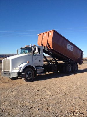 ROAD RUNNER WASTE SERVICE - Updated December 2025 - 26 Photos - 624 E ...