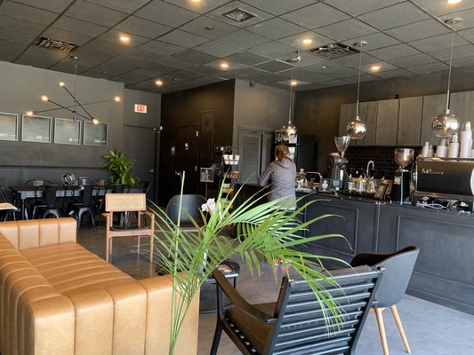 CLO COFFEE CO. - NORTH EDISON - 190 Photos & 157 Reviews - 3 ...