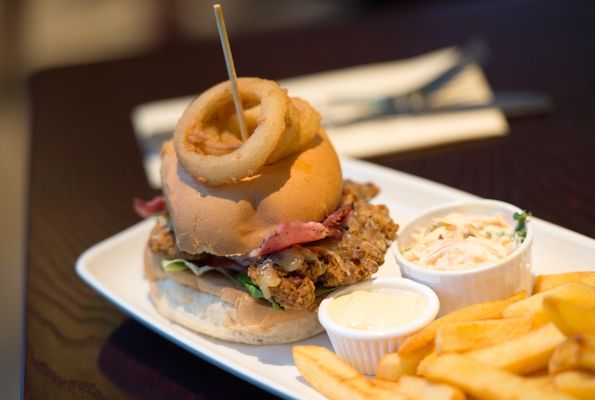 THE ELMS - Updated August 2025 - Rugby Road, Lutterworth ...