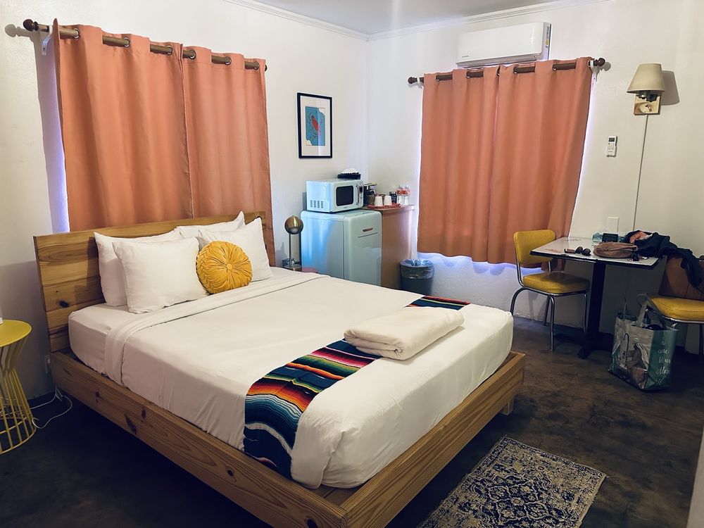 ANTELOPE LODGE - Updated September 2025 - 76 Photos & 47 Reviews - 2310 ...