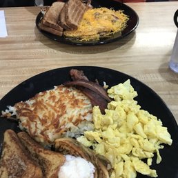 CRYSTAL CAFÉ & GRILL - Updated October 2025 - 44 Photos & 88 Reviews ...