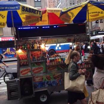 SABRETT HOT DOG CART - Updated August 2025 - 12 Photos - 80 5th Ave ...