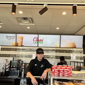 TIM HORTONS - Updated April 2025 - 39 Photos & 18 Reviews - 110 Vaughan ...