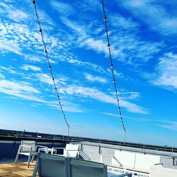 Q ROOFTOP BAR - Updated December 2025 - 44 Photos & 24 Reviews - 201 W ...