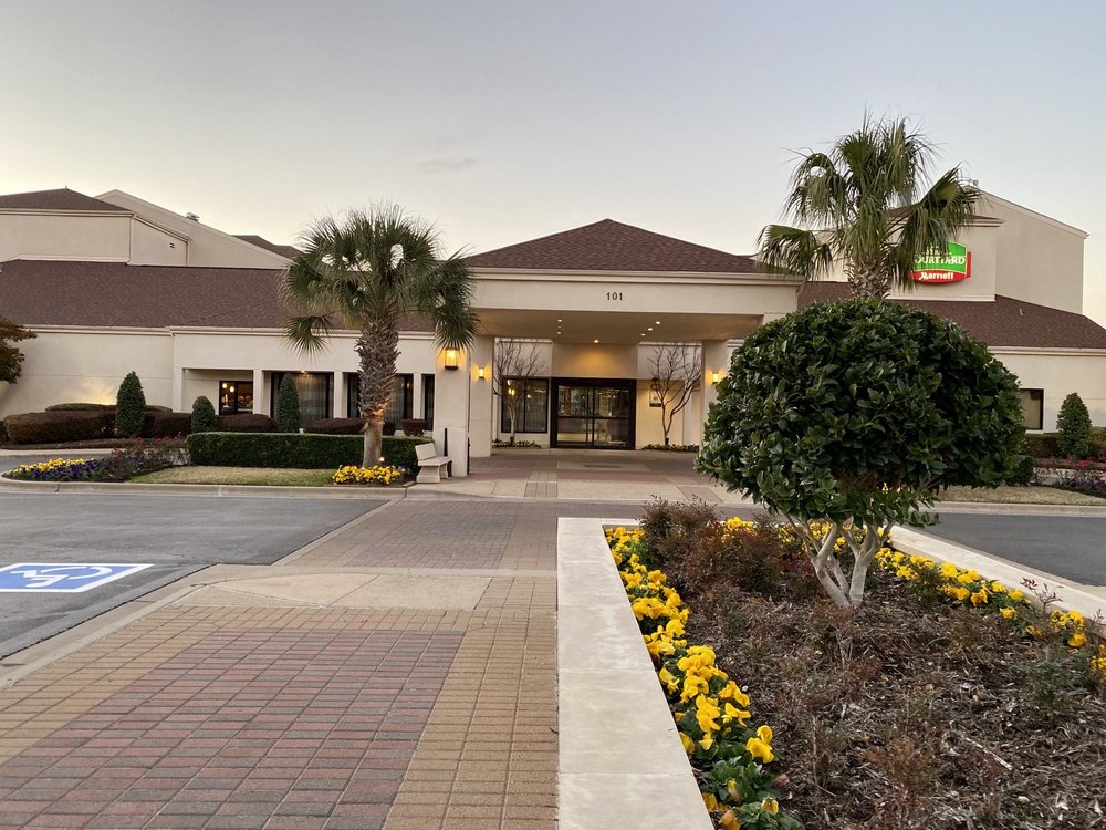 COURTYARD BY MARRIOTT WACO - 46 Photos & 38 Reviews - Hotels - 101 ...