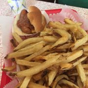 DEERHEAD HOT DOGS - 86 Photos & 47 Reviews - 1233 Churchmans Rd, Newark ...