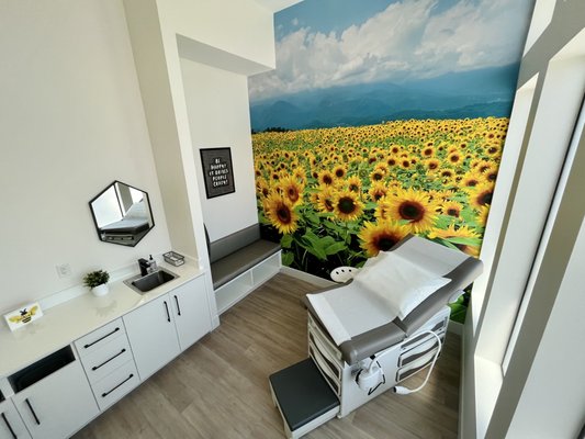 HEATHER BARTOS, MD - Updated October 2025 - 13 Photos & 73 Reviews - 13052 Dallas Pkwy Bldg 200 ...