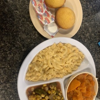 R & R SOUL FOOD RESTAURANT - 507 Photos & 690 Reviews - 18427 Avalon ...