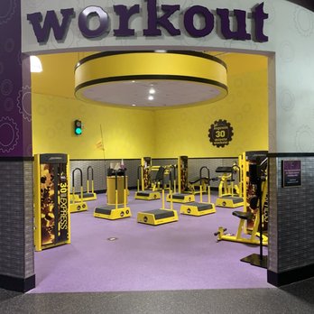 PLANET FITNESS - Updated July 2025 - 62 Photos & 41 Reviews - 3801 ...