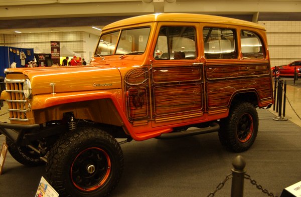 PRO COMP CUSTOM - Updated November 2025 - 60 Photos - 1045 William ...