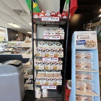 SEABRA’S MARKET - Updated December 2025 - 11 Photos - 2617 County Rd ...