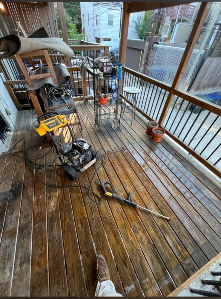 GLOSSY GLASS WINDOW CLEANING - 16 Photos - Arlington , Virginia ...