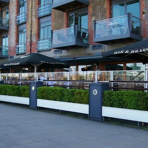 ALL BAR ONE - Updated December 2025 - 21 Photos & 33 Reviews - 34 Shad ...