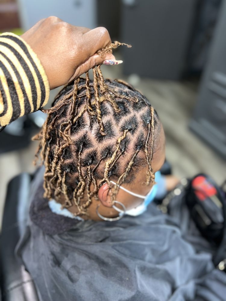 DG GROOMING BAR - Updated May 2024 - Request an Appointment - 45 Photos ...