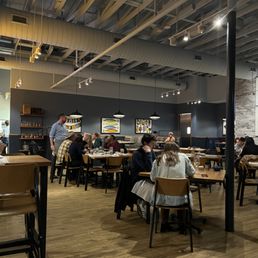 SALT TRADERS ZILKER - Updated December 2025 - 1064 Photos & 542 Reviews ...