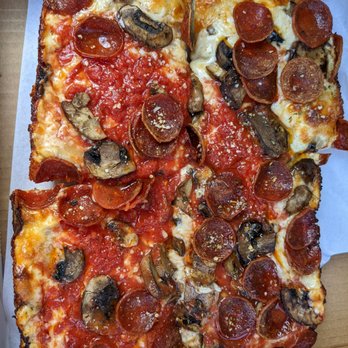 MY FRIEND DEREK’S - Updated March 2025 - 52 Photos & 45 Reviews - 2108 ...