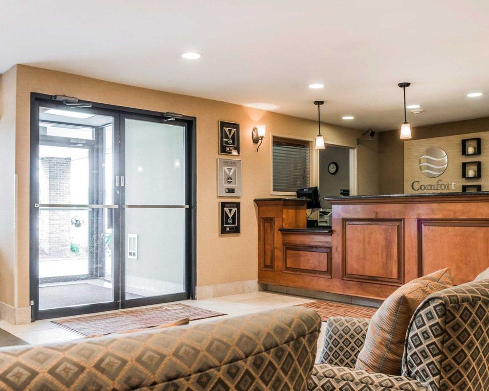 COMFORT INN - Updated December 2025 - 39 Photos & 45 Reviews - 11401 ...