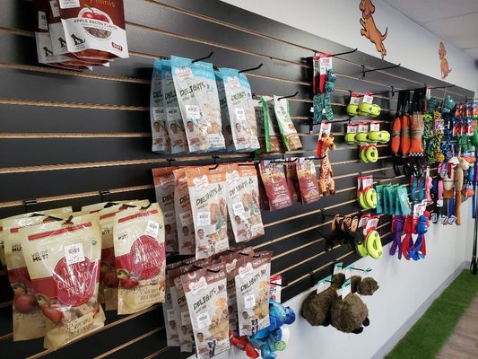 CANINES UNLEASHED - Updated December 2025 - 27 Photos & 37 Reviews ...