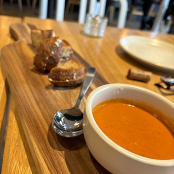 TRUE FOOD KITCHEN - Updated September 2024 - 1174 Photos & 703 Reviews ...