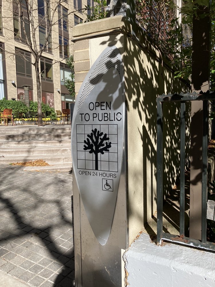 THE EASTON PUBLIC PLAZA - Updated June 2024 - 23 Photos - 205 E 92nd St ...