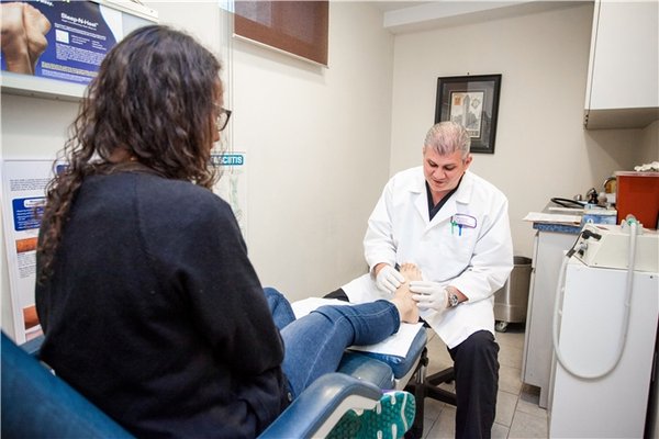 BAY PODIATRY ASSOCIATES - Updated October 2025 - 15 Reviews - 8635 21st ...