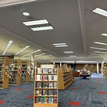 EL CAJON LIBRARY - Updated November 2025 - 67 Photos & 42 Reviews - 201 ...
