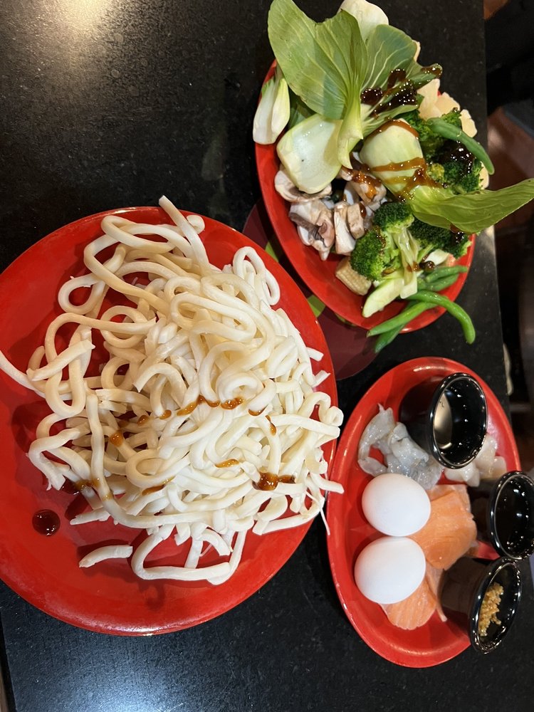 GOBI MONGOLIAN GRILL - 300 Photos & 269 Reviews - 855 Queen St ...