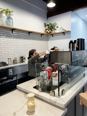 WINSTON’S CAFE & BAKERY - 57 Photos & 41 Reviews - Cafes - 1517 3rd Ave ...