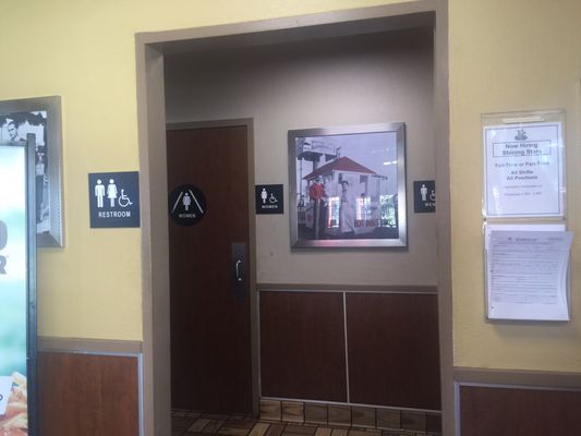 CARL’S JR - 48 Photos & 84 Reviews - 23740 Temescal Canyon Rd, Corona ...