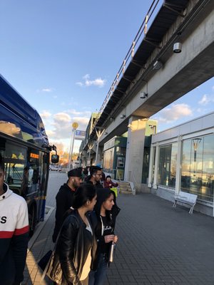 SCOTT ROAD SKYTRAIN STATION - Updated December 2025 - 14 Photos - 12515 ...