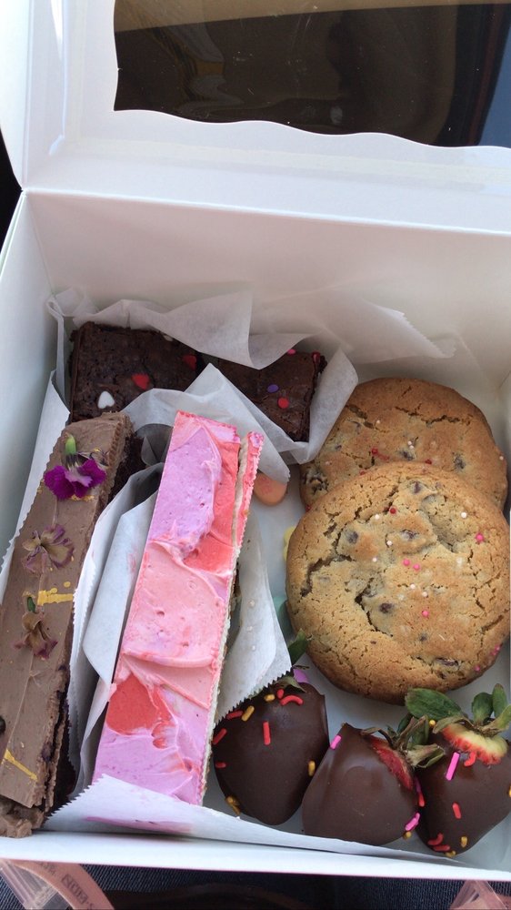 SWEET CRUMB CAKERY - 192 Photos & 11 Reviews - Santa Ana, California ...