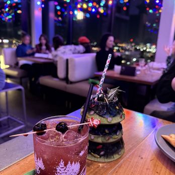 360 ROOFTOP BAR - Updated August 2025 - 1310 Photos & 953 Reviews - 1 S ...