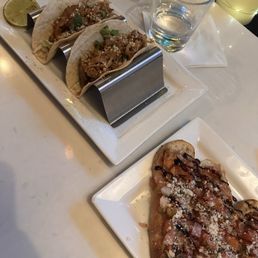 LAUDY BAR - Updated October 2025 - 203 Photos & 79 Reviews - 433 NW 1st ...